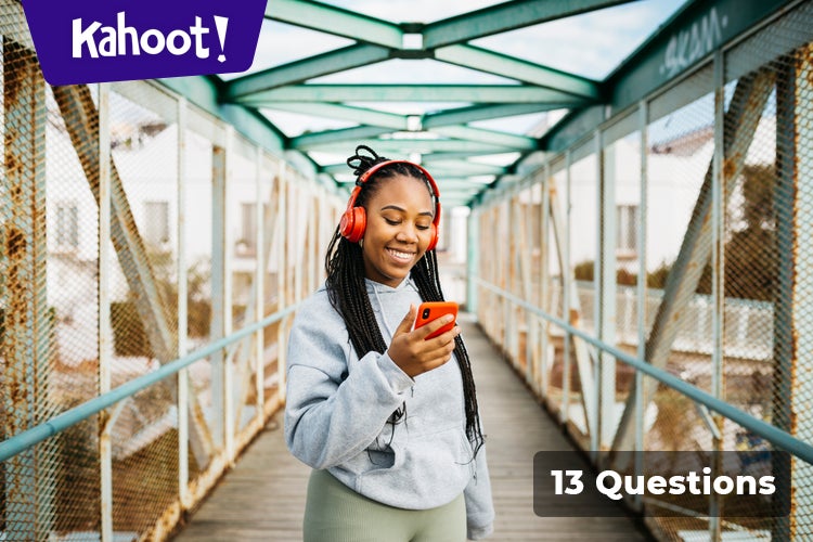 Present Simple - to be (Complete Key for Schools Unit 1) - Kahoot! Quiz